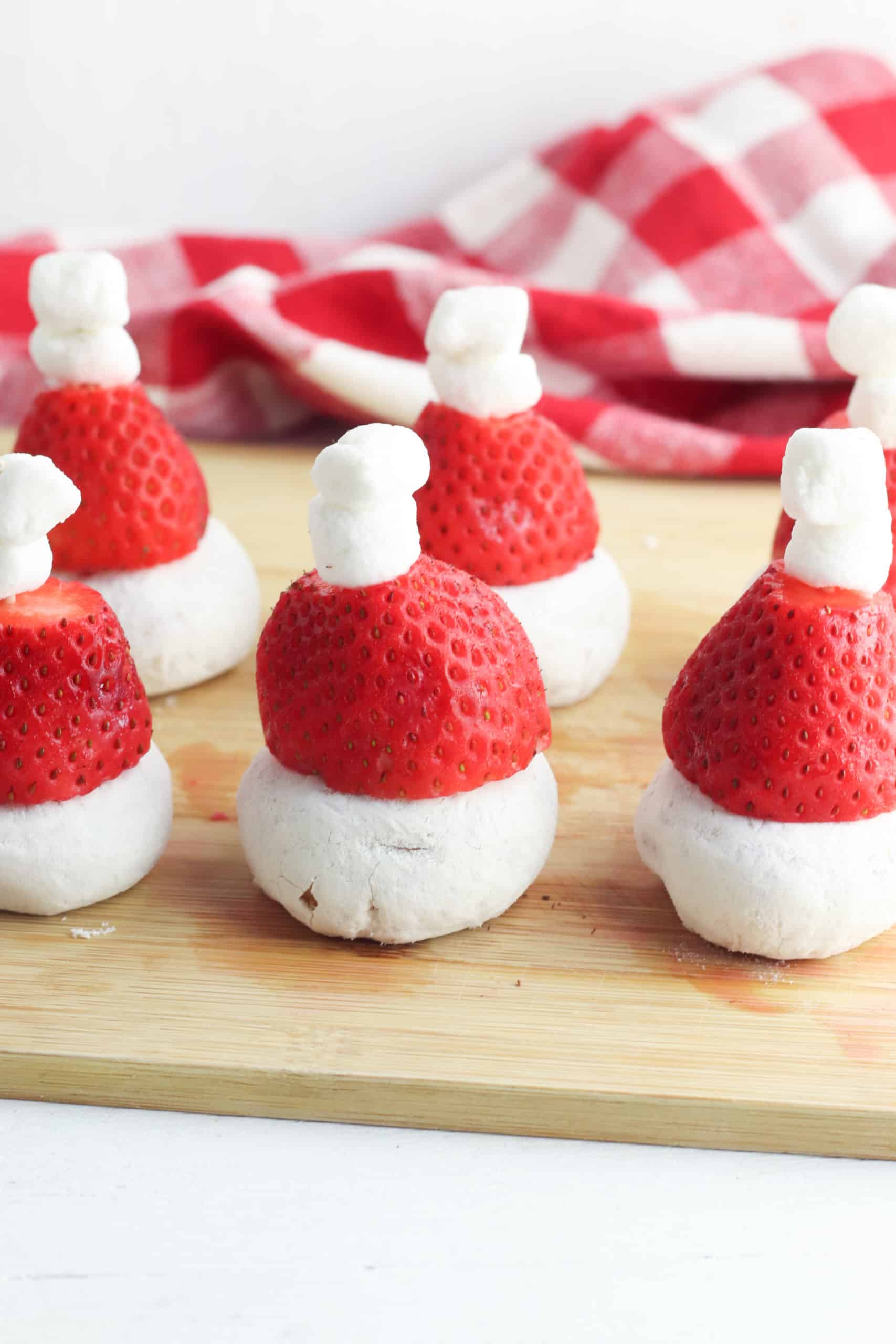 3 Ingredient Strawberry Santa Claus Hats (No Bake!)