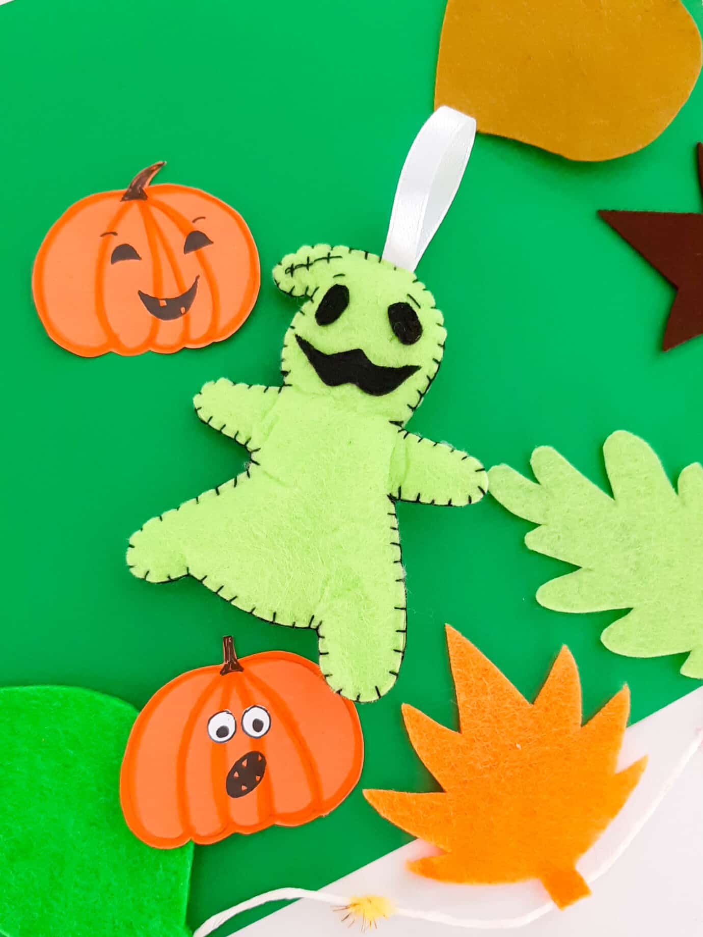 DIY Oogie Boogie Ornament – Nightmare Before Christmas Craft